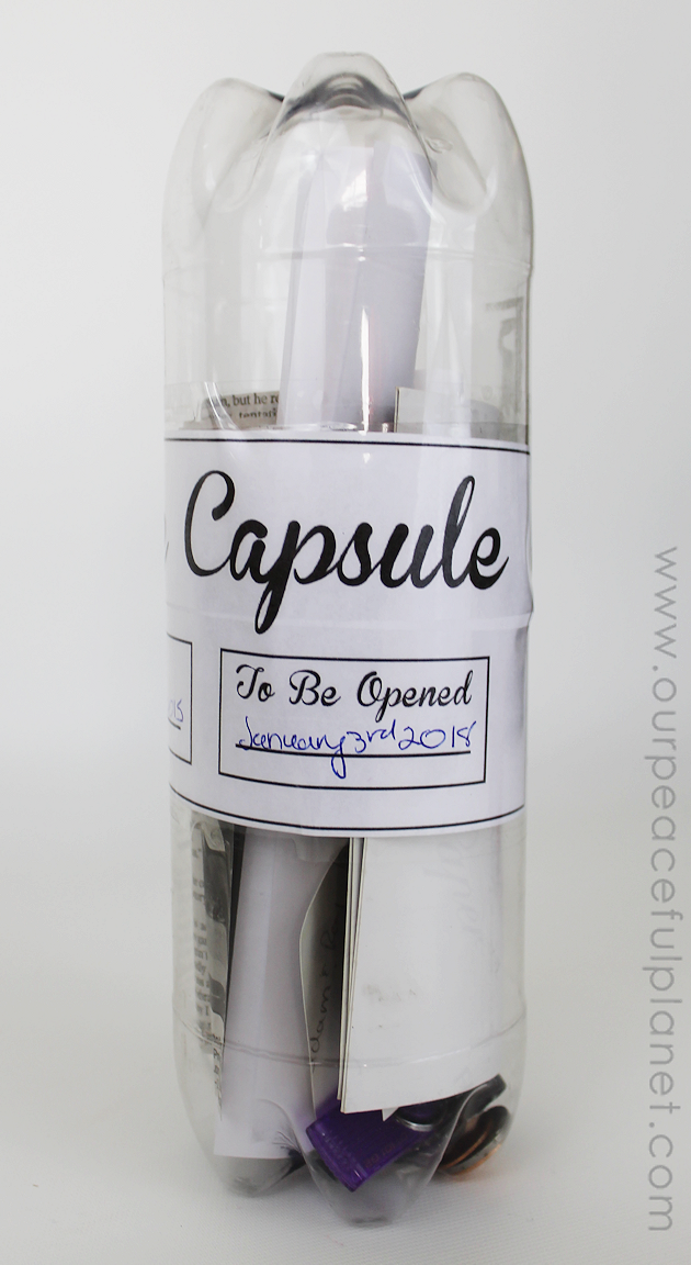 Make a Plastic Bottle Family Time Capsule (Free Printables!) – Craft ...