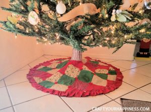 Artificial Christmas Tree Trunk Cover (printable!) – Craft Your Happiness